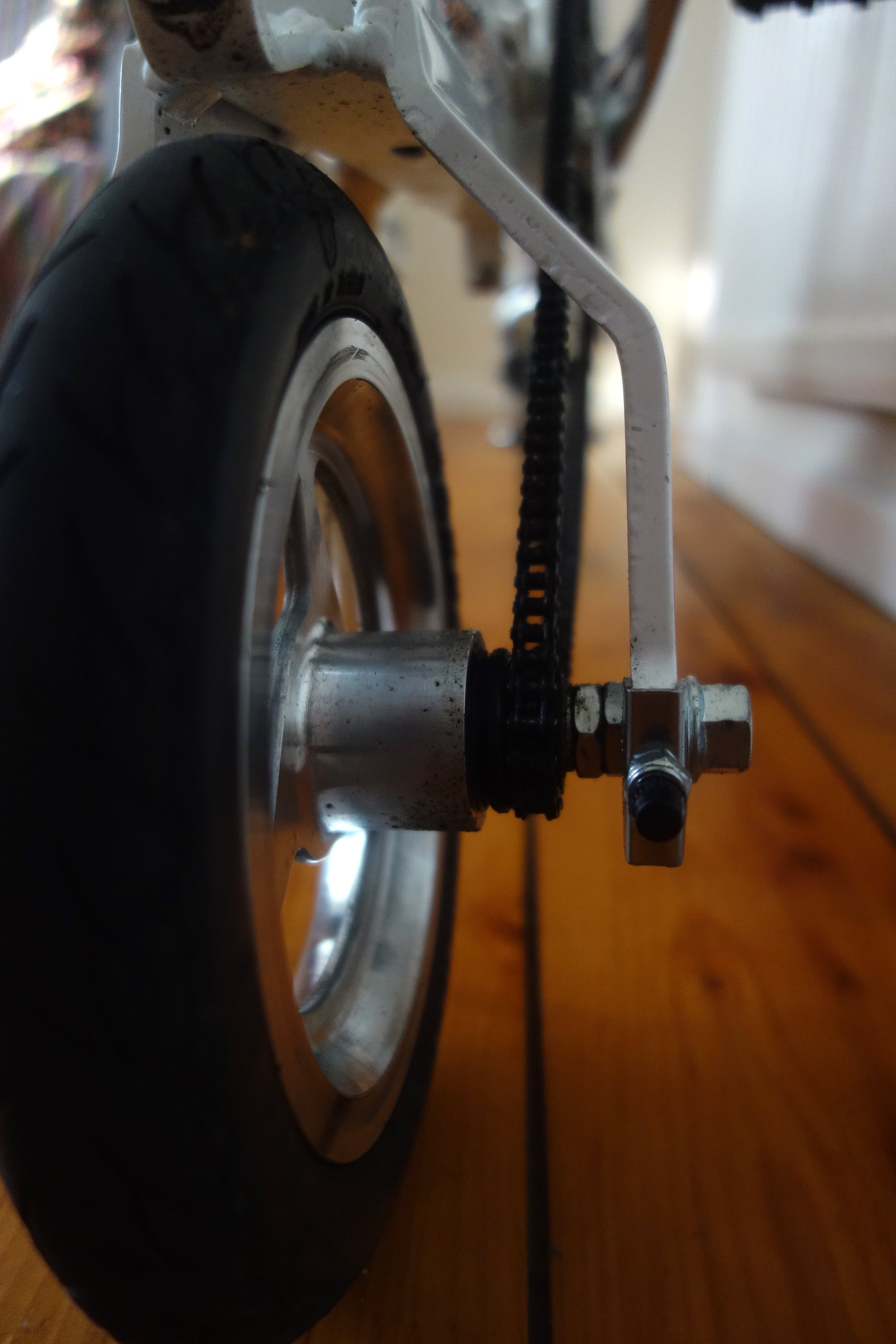 Pacific CarryMe Folding Bike - jsyang.ca