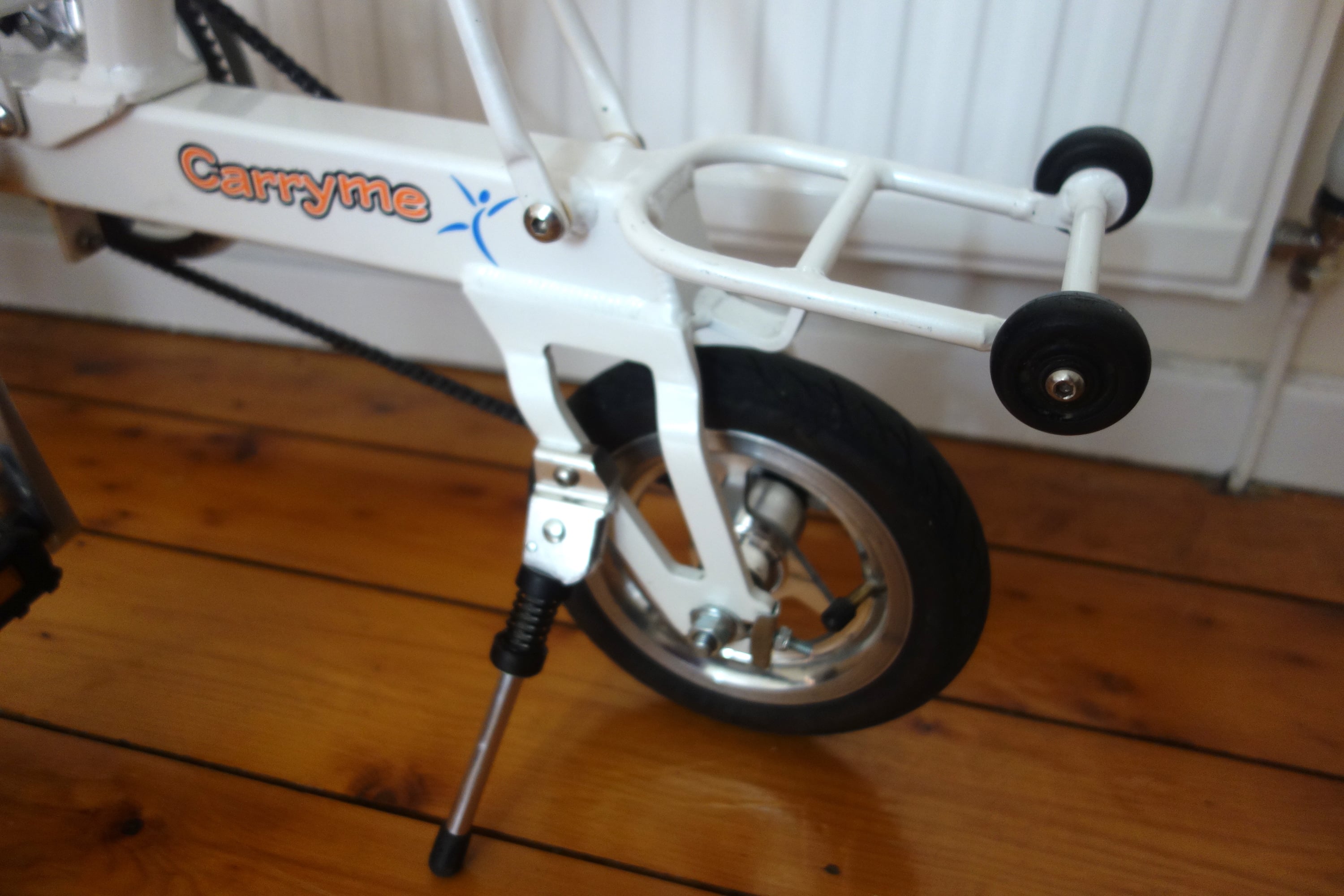 Pacific CarryMe Folding Bike - jsyang.ca