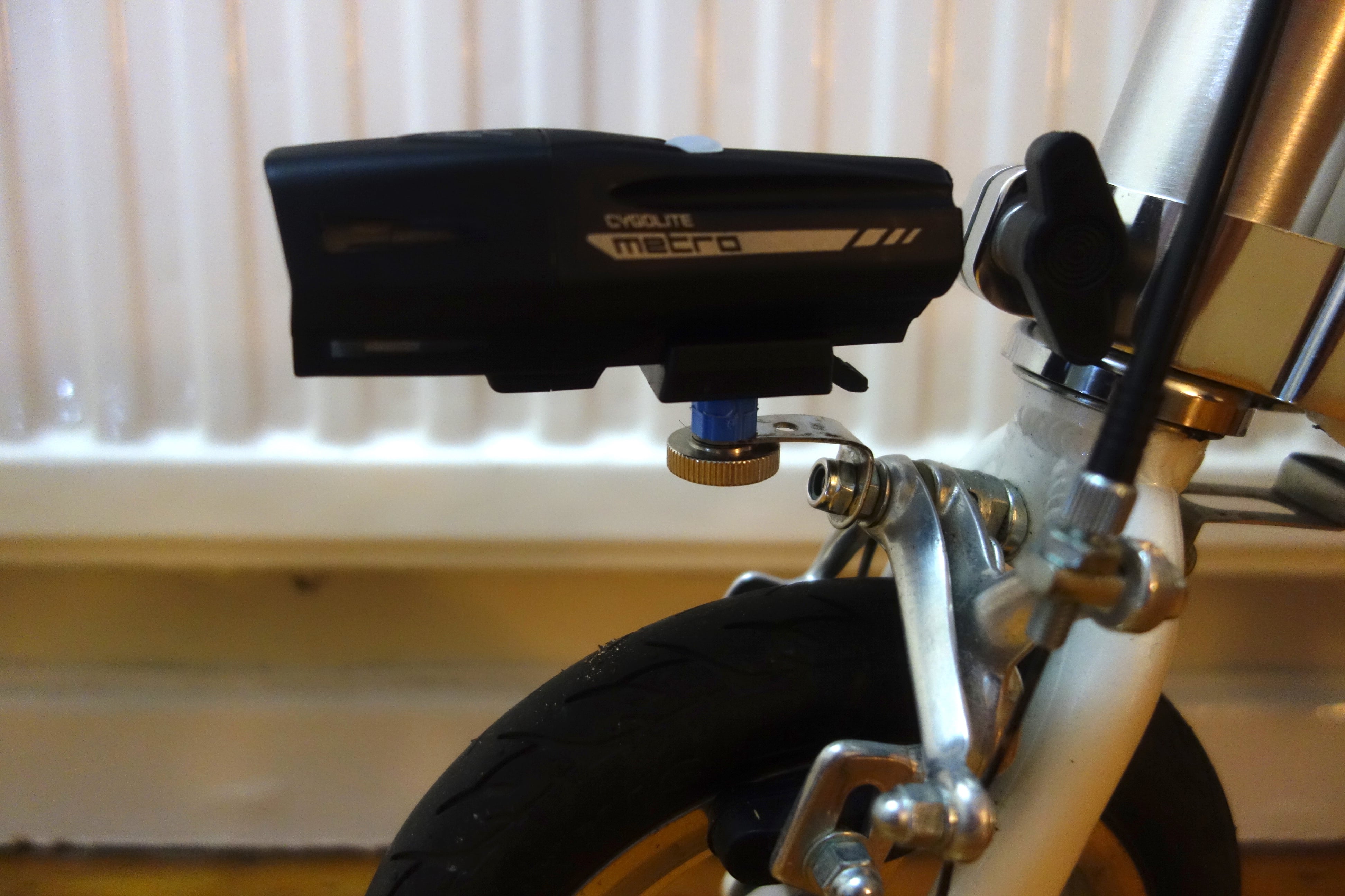 Pacific CarryMe Folding Bike - jsyang.ca