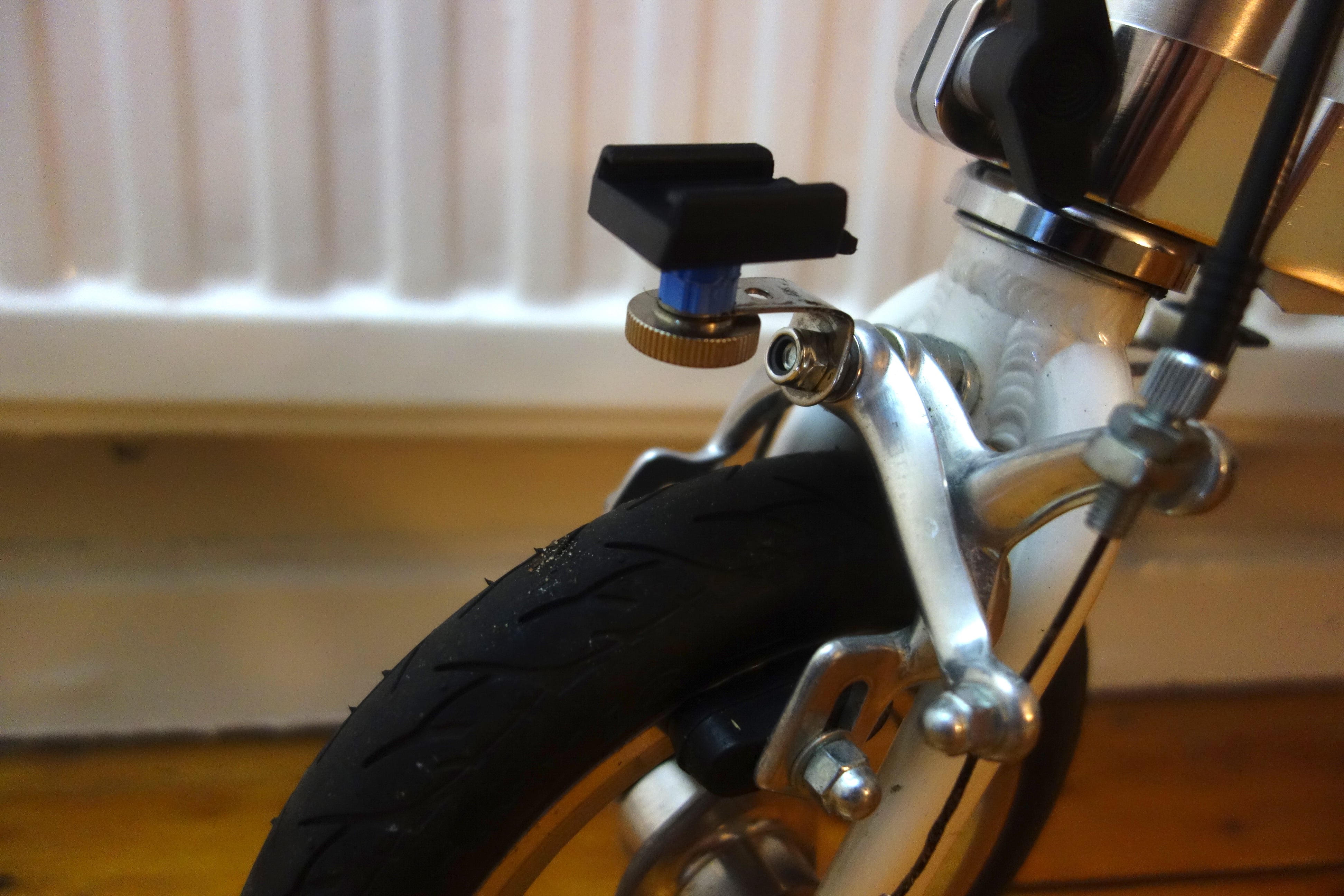 Pacific CarryMe Folding Bike - jsyang.ca