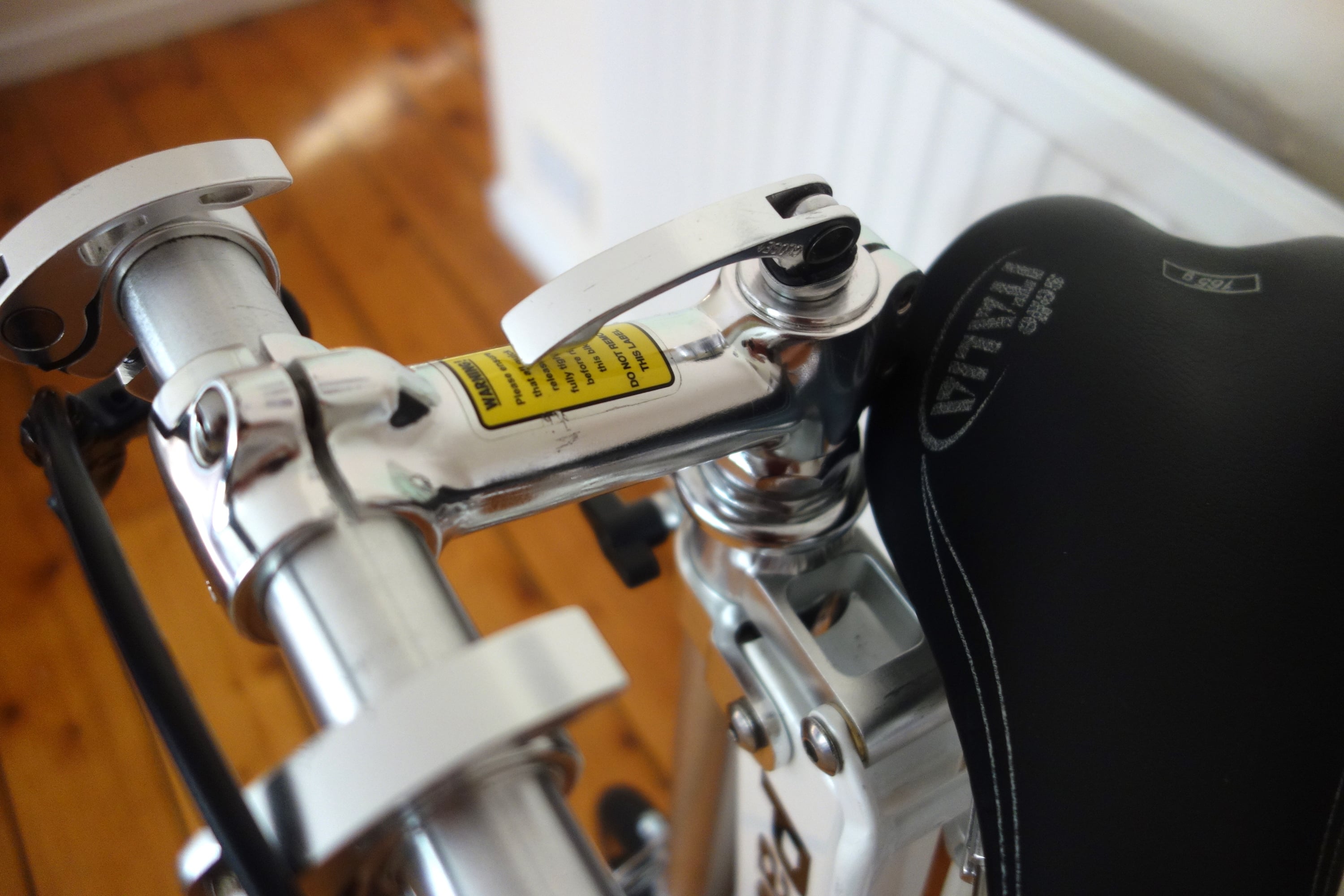 Pacific CarryMe Folding Bike - jsyang.ca